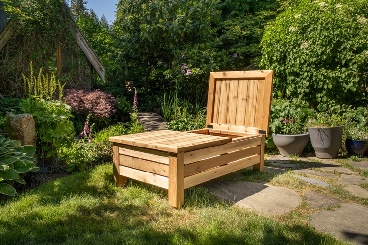 Free Outdoor Storage Coffee Table DIY Project Plans - Real Cedar